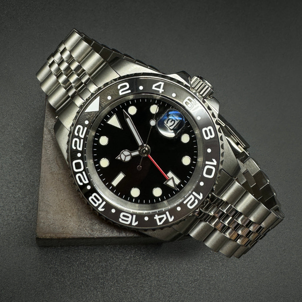 Custom GMT Style Watch – Silver Case with Jubilee Bracelet – Honcos Straps